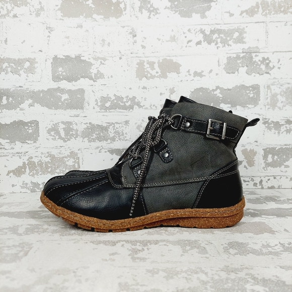 boc | Shoes | New Boc Born Black Grey Rain Lace Up Ankle Boots W626 ...